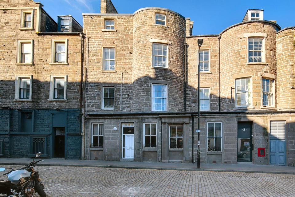Flat for sale in Dundee | 28 Cowgate, Dundee | Thorntons Property